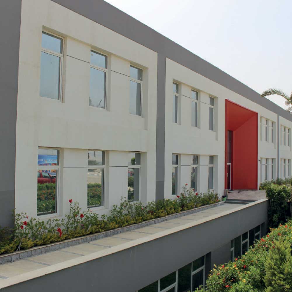 Free Zone Building - Forward
